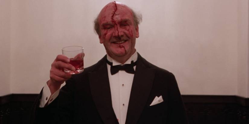 10 Hidden Details About The Overlook Hotel Everyone Missed In Doctor ...