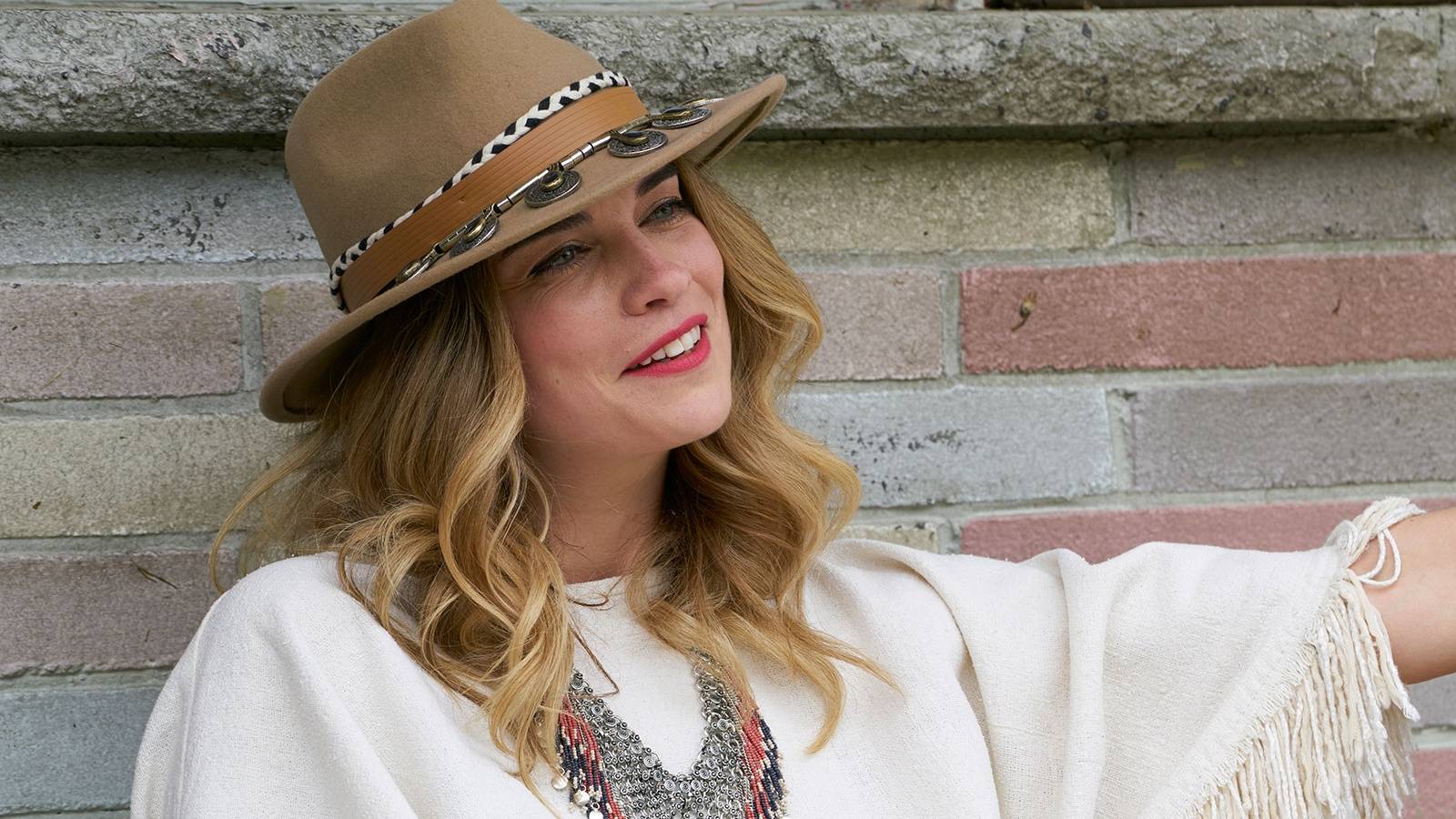 Schitt’s Creek: 10 Things You Didn’t Know About Alexis Rose