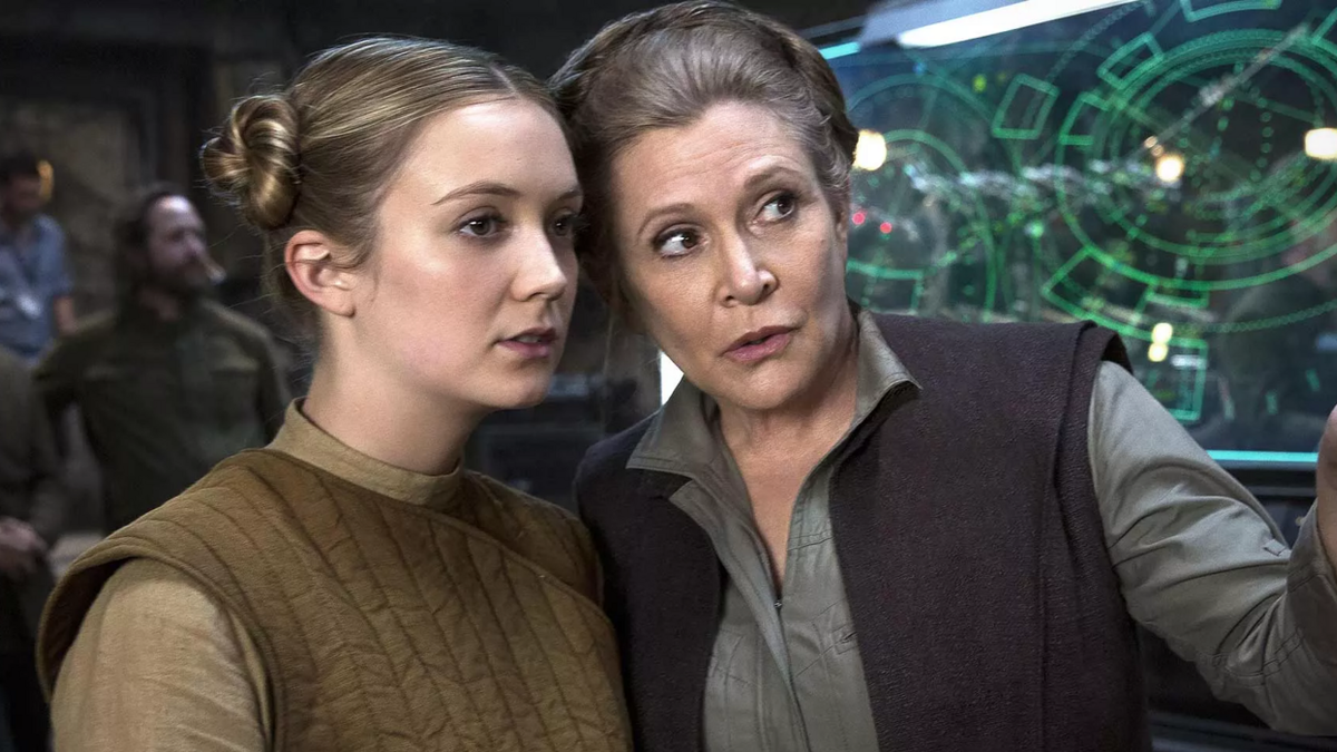 Fans Think Billie Lourd Teased Possible Return As Princess Leia In Star ...