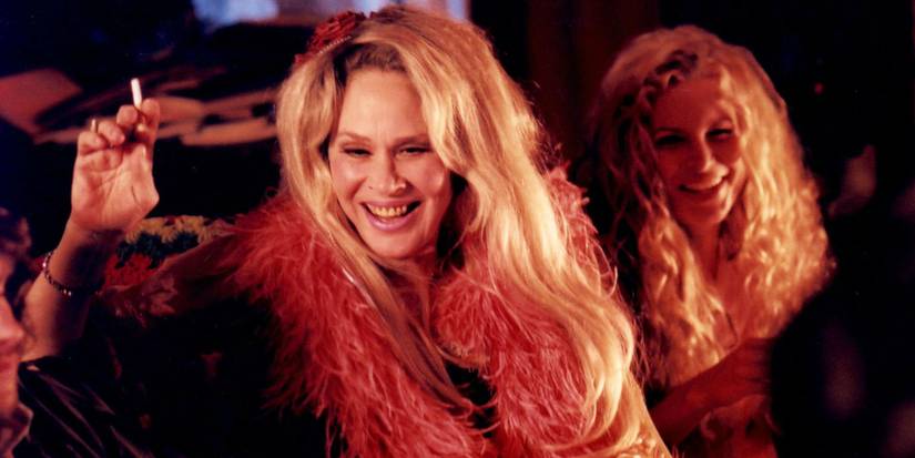 10 Horror Franchises That Recast Iconic Characters (And Why)