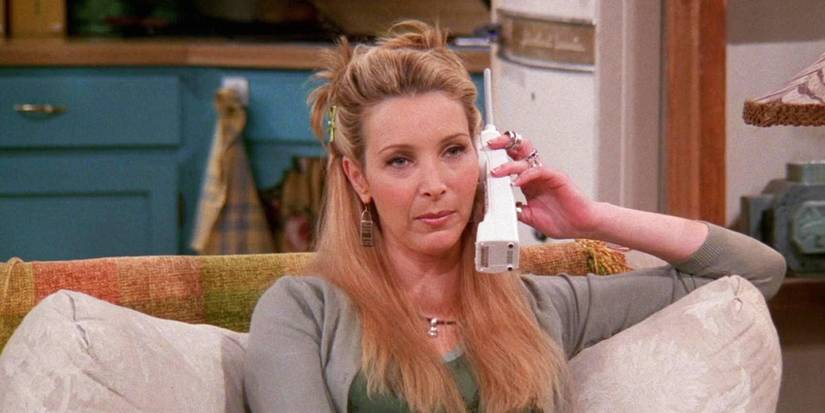 Friends: 10 Things Even Diehard Fans Didn't Know About Phoebe