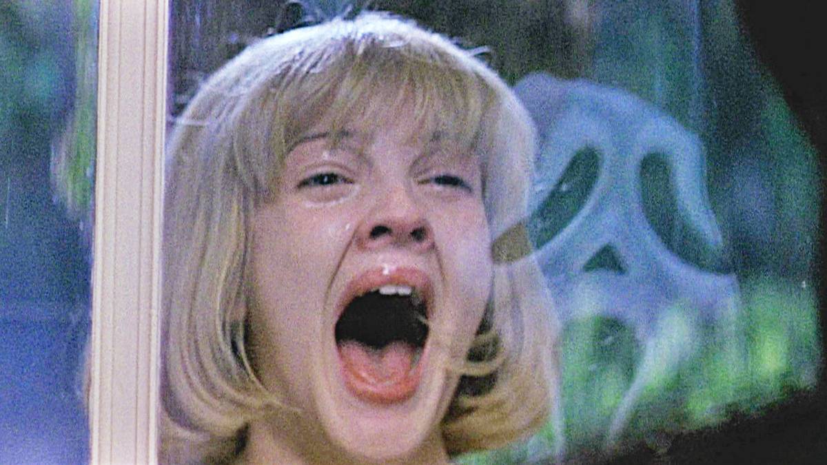 How the First Scream Kept Ghostface Voice Actor Hidden from Cast on Set