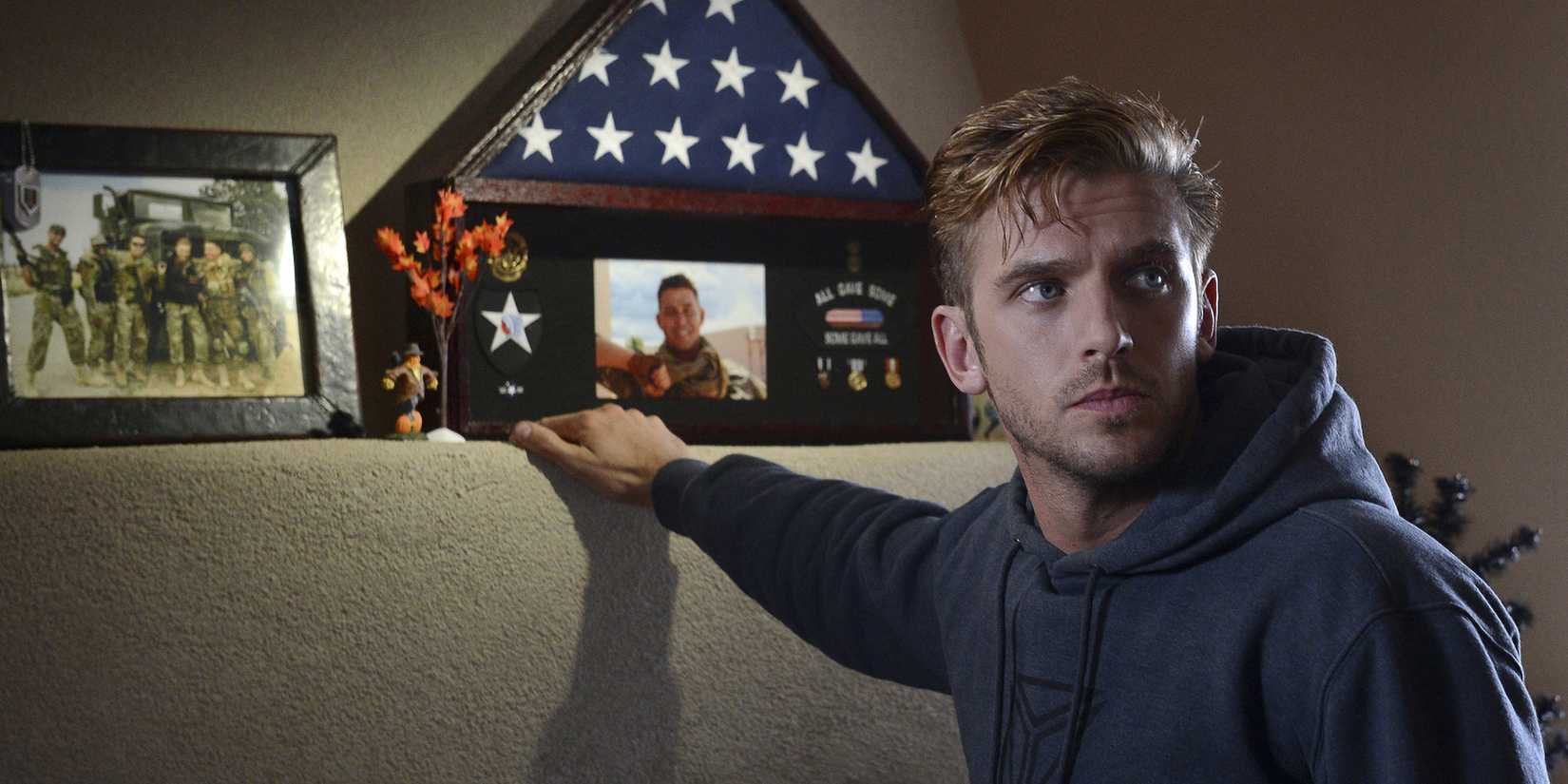The Guest Ending Explained: Who Is David (& What's Wrong With Him)
