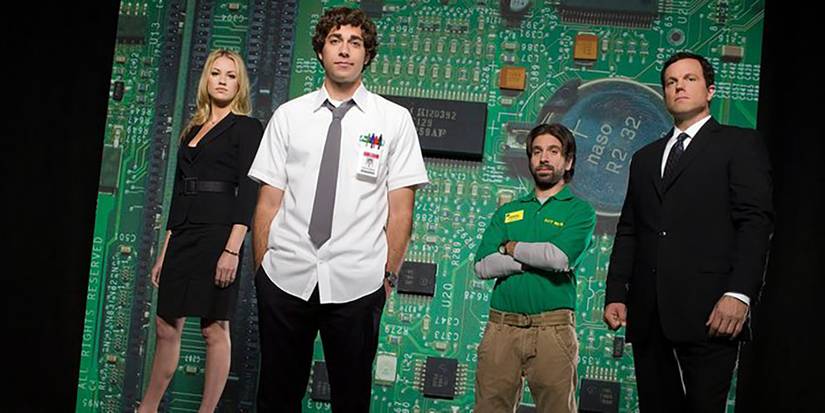 Zachary Levi Is Keeping Hope For a Chuck Movie Alive