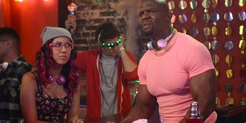 Brooklyn Nine-Nine: The 10 Best Undercover Costumes