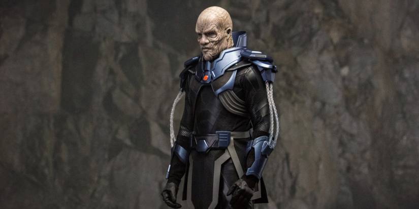 Arrowverse: 10 Questions About The Anti-Monitor's Powers, Answered