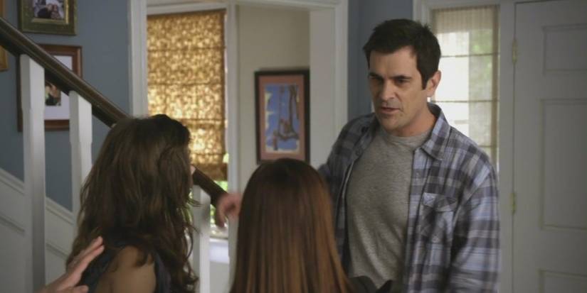 Modern Family: 10 Most Hilarious Scenes In The First Episode