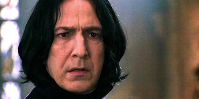 Harry Potter: 10 Snape Mannerisms From The Books Alan Rickman Nails