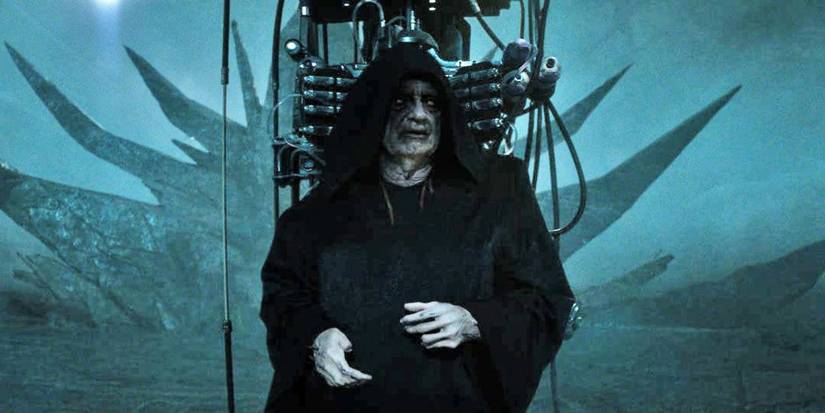Star Wars Confirms Rey's Father Is A Failed Palpatine Clone