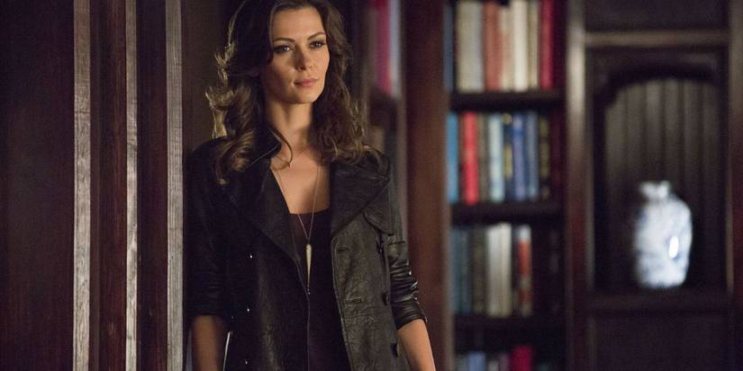 The Vampire Diaries: 10 Unanswered Questions We Still Have About Katherine