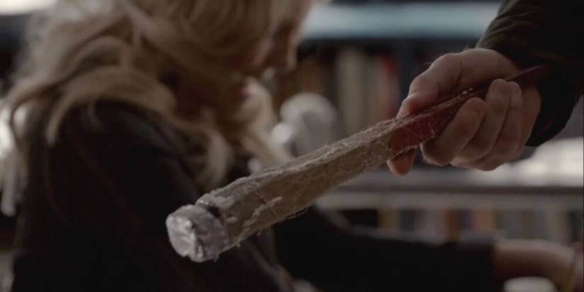 The Vampire Diaries: The 10 Most Powerful Objects And Talismans, Ranked2
