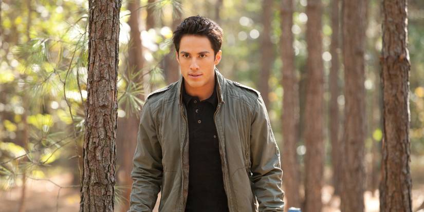 The Vampire Diaries: 7 Things That Were Changed From The Book Series ...