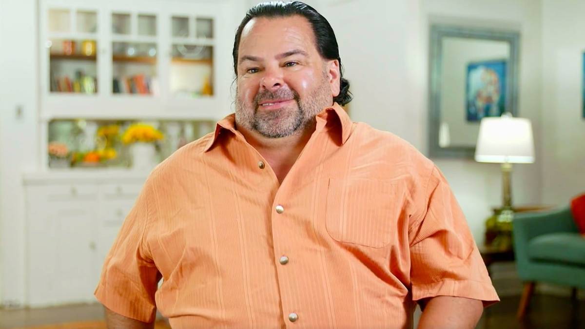 90 Day Fiancé: Big Ed's Father in Law Tried to Sleep In Between The Couple