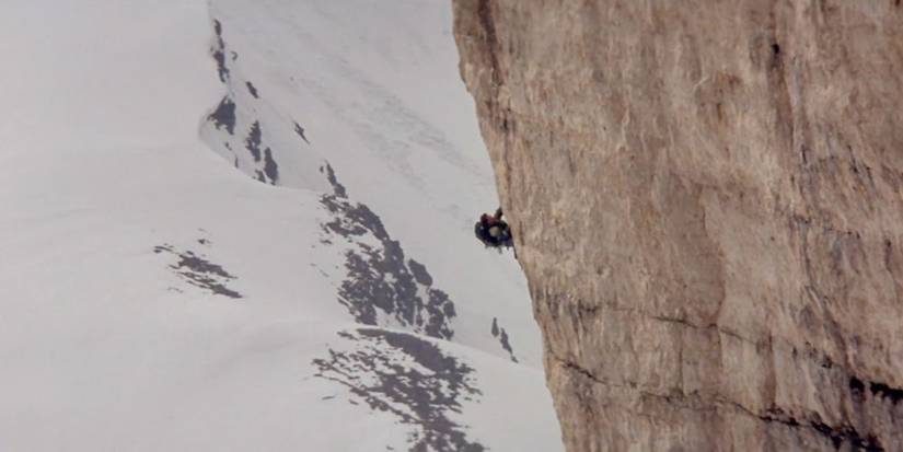10 Facts About Cliffhanger You Didn't Know