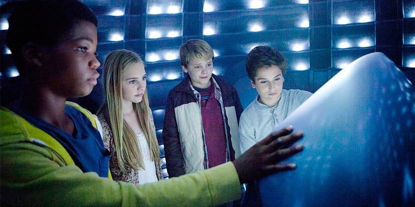 10 Best "Friendly" Alien Movies, Ranked