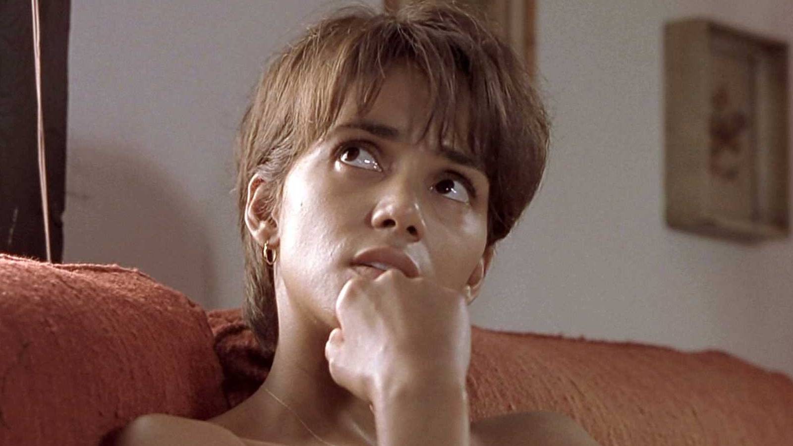 Halle Berry Made Oscars History 22 Years Ago & She's Still The Only Winner