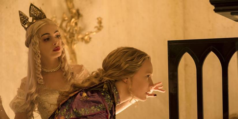 Alice In Wonderland: 10 Things Everyone Missed About The White Queen