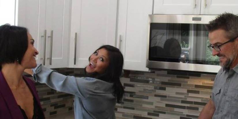 House Hunters Helps Throuple