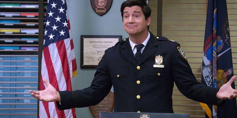 Brooklyn Nine-Nine: Every Captain The Precinct Has Had