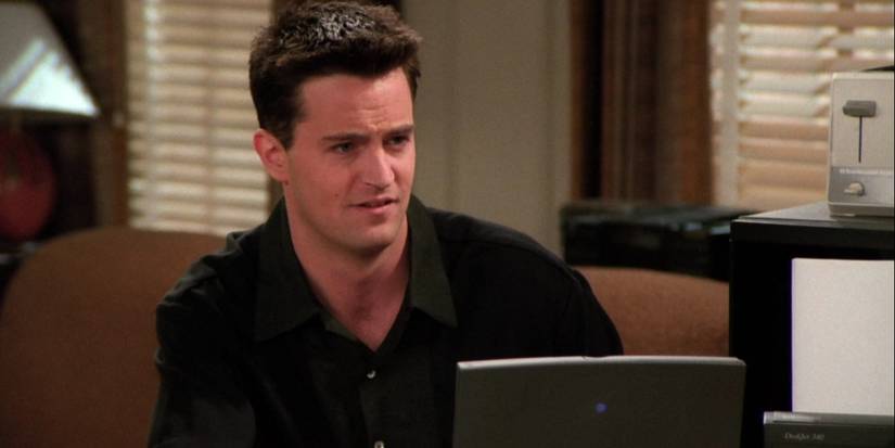 Friends: Chandler’s 5 Best & 5 Worst Traits