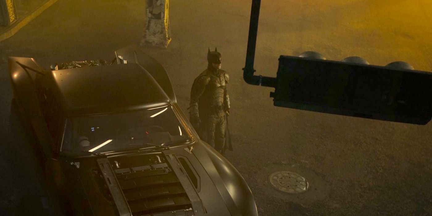The Batman: DC Concept Artist Confirms Batmobile Features Subtle Bat Symbol