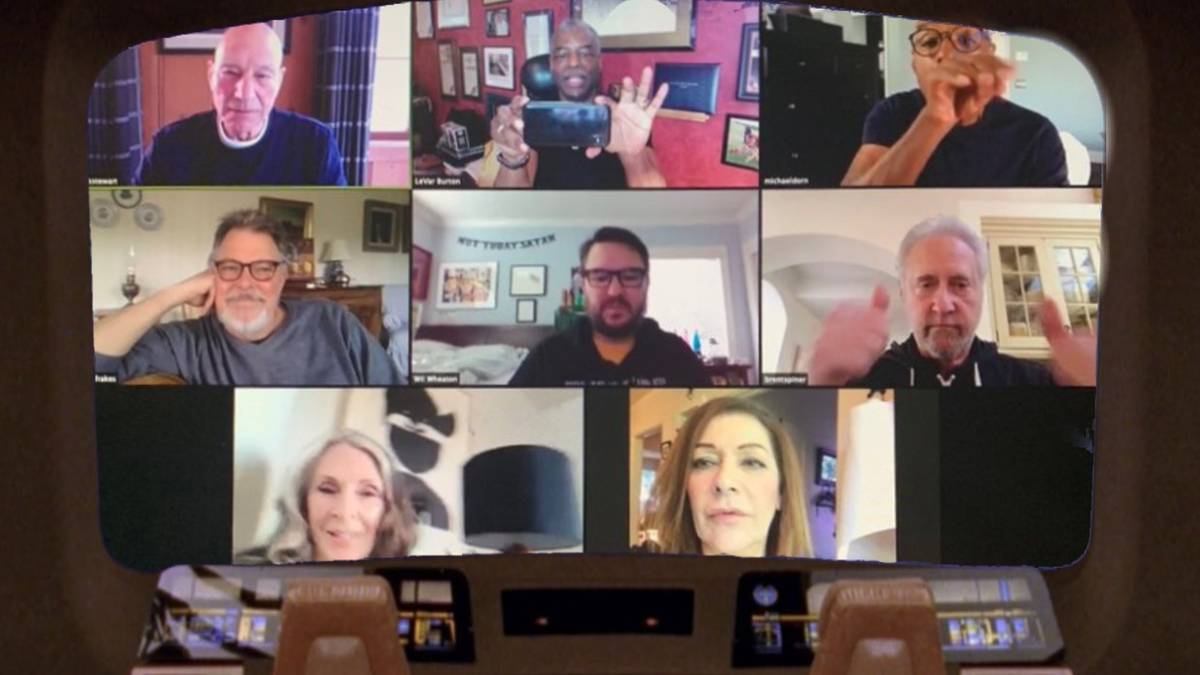 Star Trek: The Next Generation Cast Reunite In Social Distancing Photo