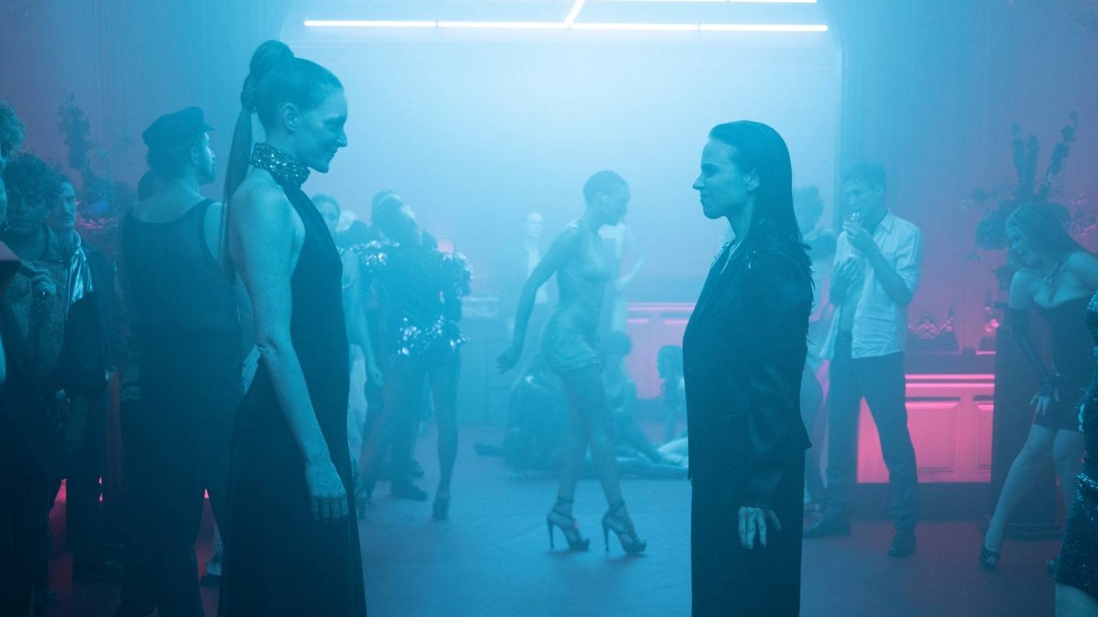 Netflix's Vampires: Vampire Genetics & Viral Outbreak Explained