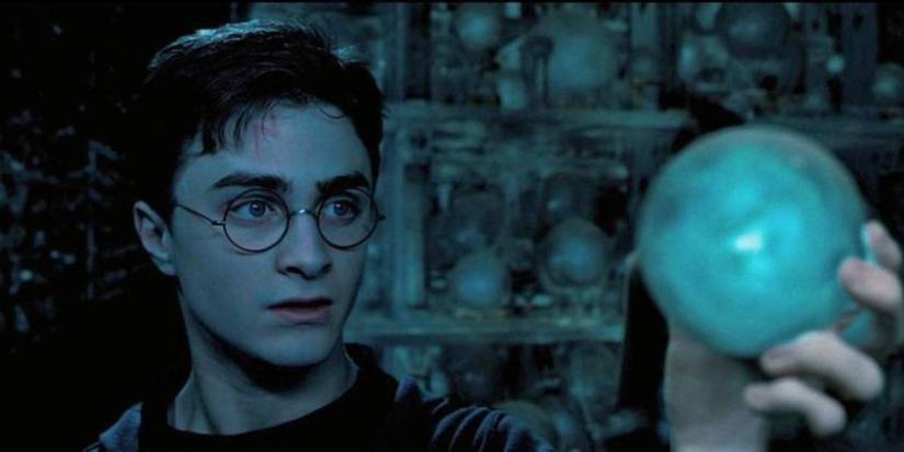 Harry Potter: 10 Trelawney Predictions That Came True
