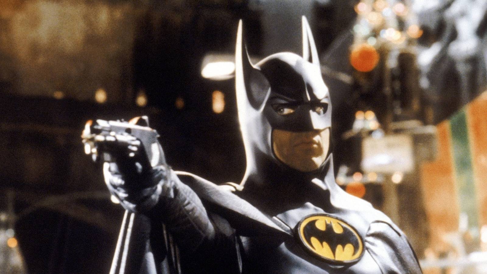 It's Happening, DC Is Finally Giving Batman One of Star Trek's Most ...