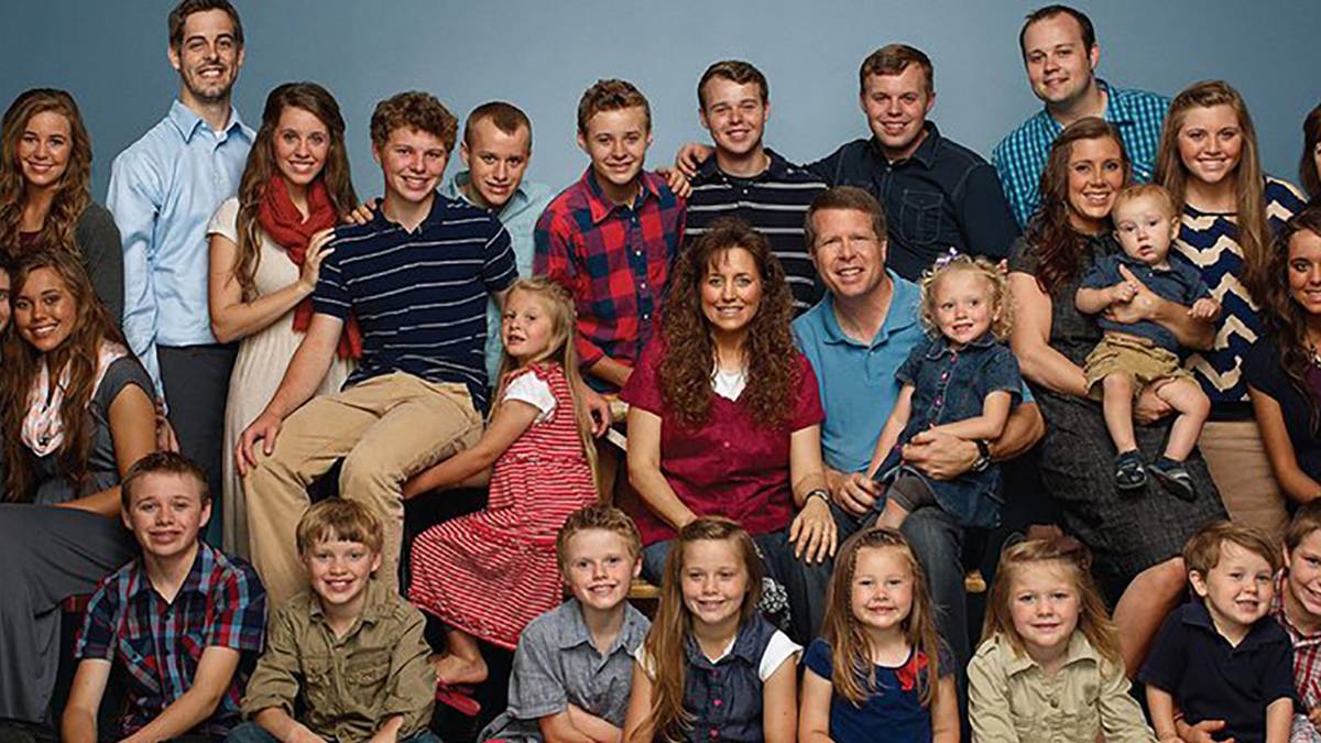 Duggar Family Secrets: Jim Bob & Michelle's Controversial Religion ...