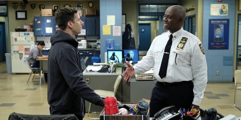 Brooklyn 99's Avengers Heist Episode: Every Marvel Reference Explained