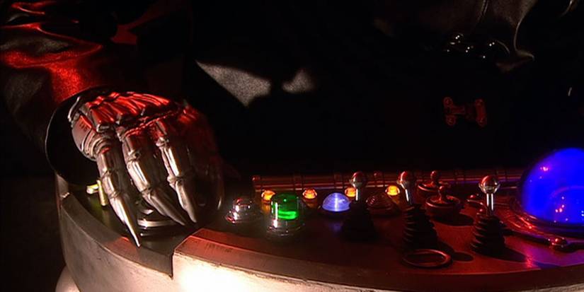 Doctor Who: 5 Best Davros Moments (& 5 Of His Worst)