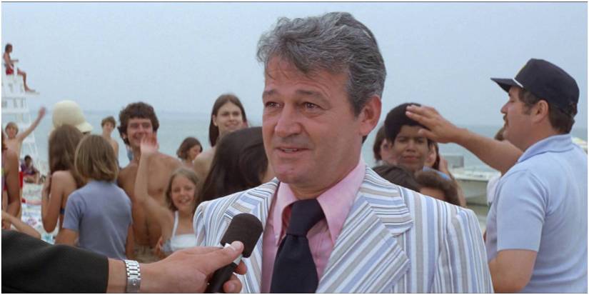 Jaws: The Biggest Differences Between The Book & Steven Spielberg's Movie