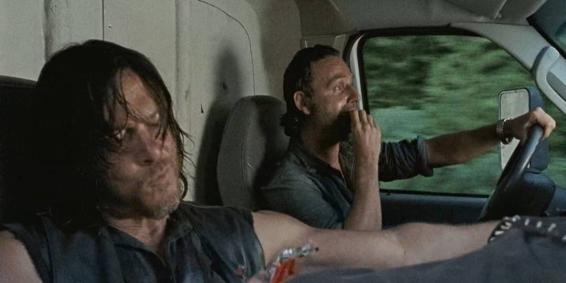 The Walking Dead: 10 Times Rick And Daryl Were Friendship Goals