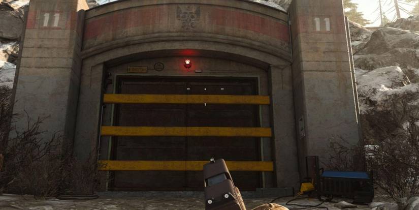 Call Of Duty: Warzone - Key Cards (Locations & Uses)