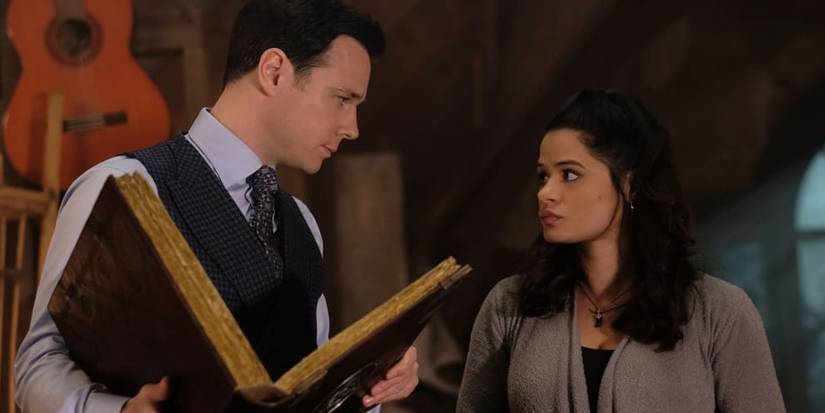 5 Reasons Harry Is The Best Whitelighter on Charmed (& 5 Reasons It’s Leo)