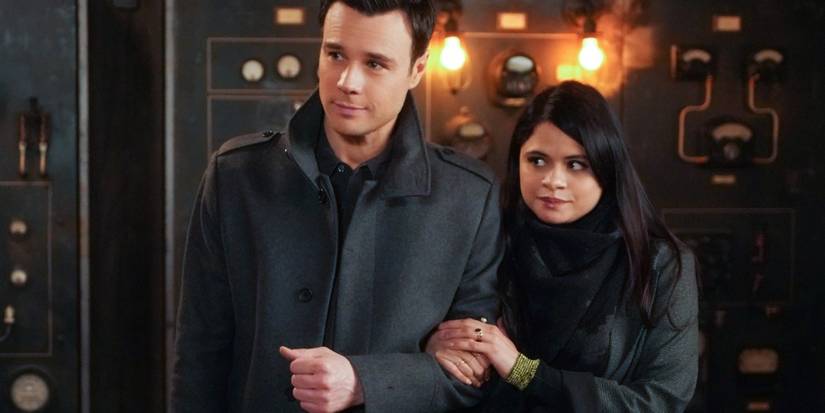 5 Reasons Harry Is The Best Whitelighter on Charmed (& 5 Reasons It’s Leo)