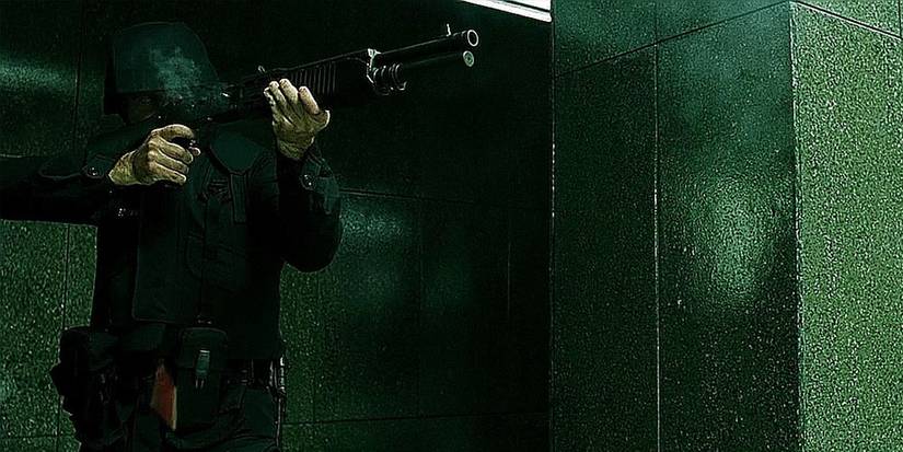The Matrix: The 10 Best Weapons In The Film, Ranked
