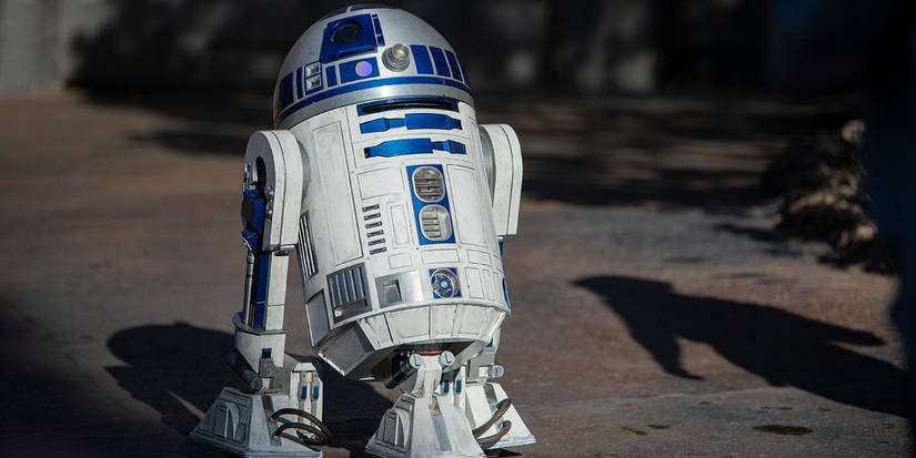 Top 10 Iconic Sci-Fi Characters, Who Aren't The Main Hero Or Villain