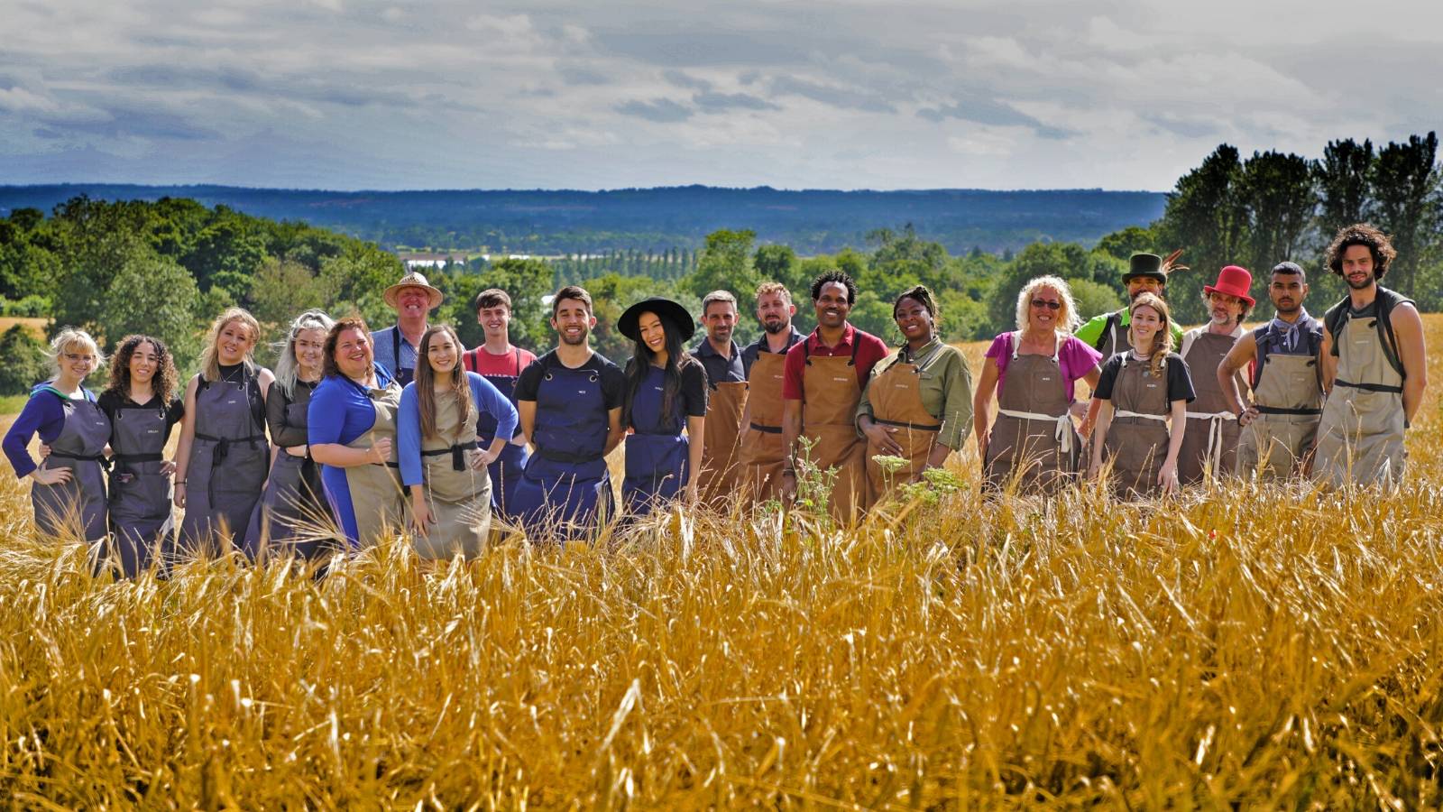 10 Things Fans Didn't Know About The Big Flower Fight Contestants