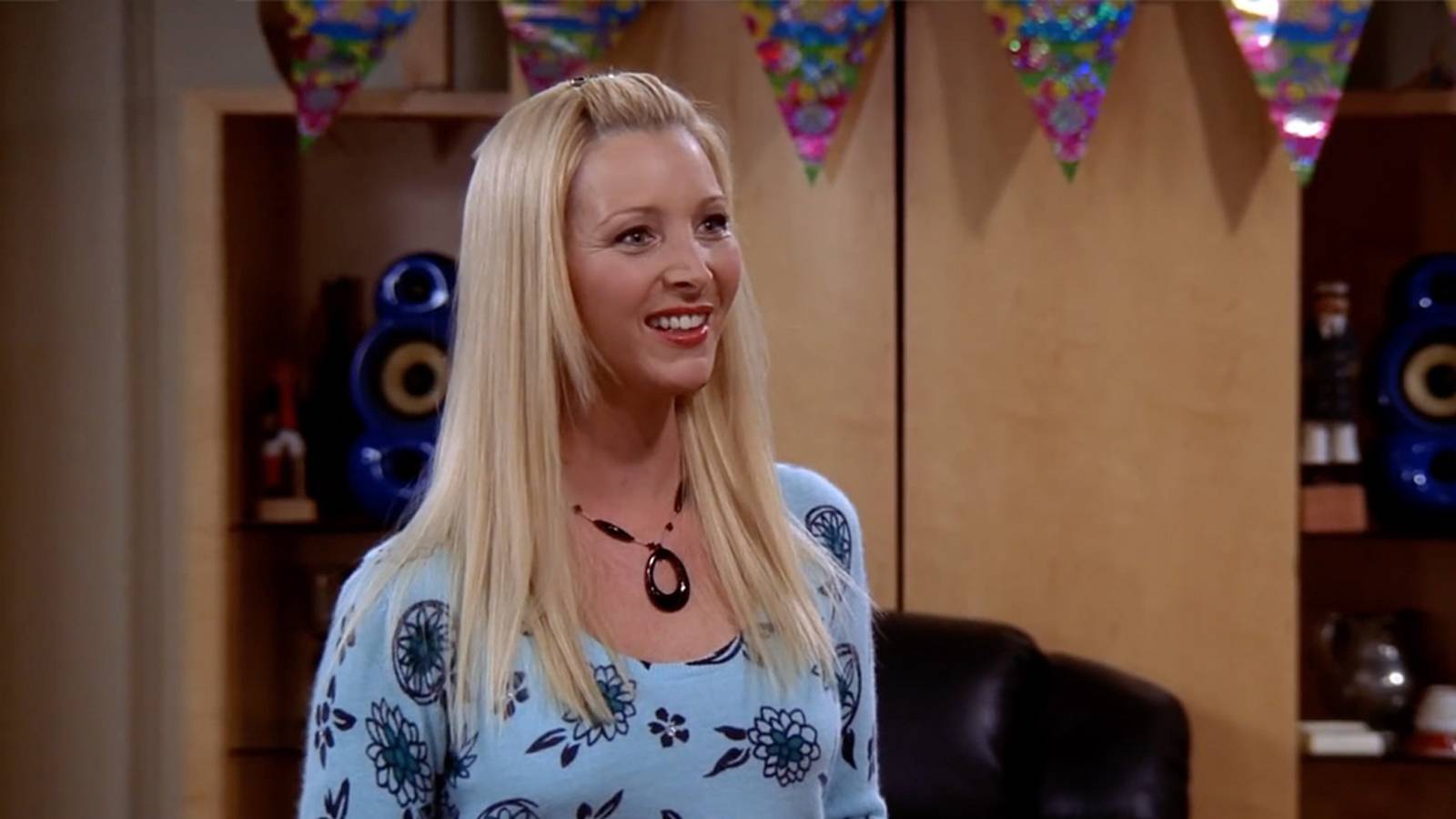 Friends: 10 Things About Phoebe That Would Never Fly Today