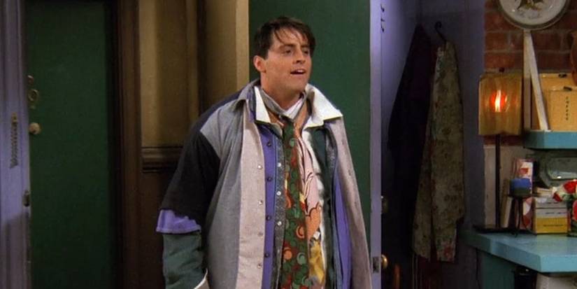 Friends: 10 Concepts That Were Dropped Before The Series Even Launched