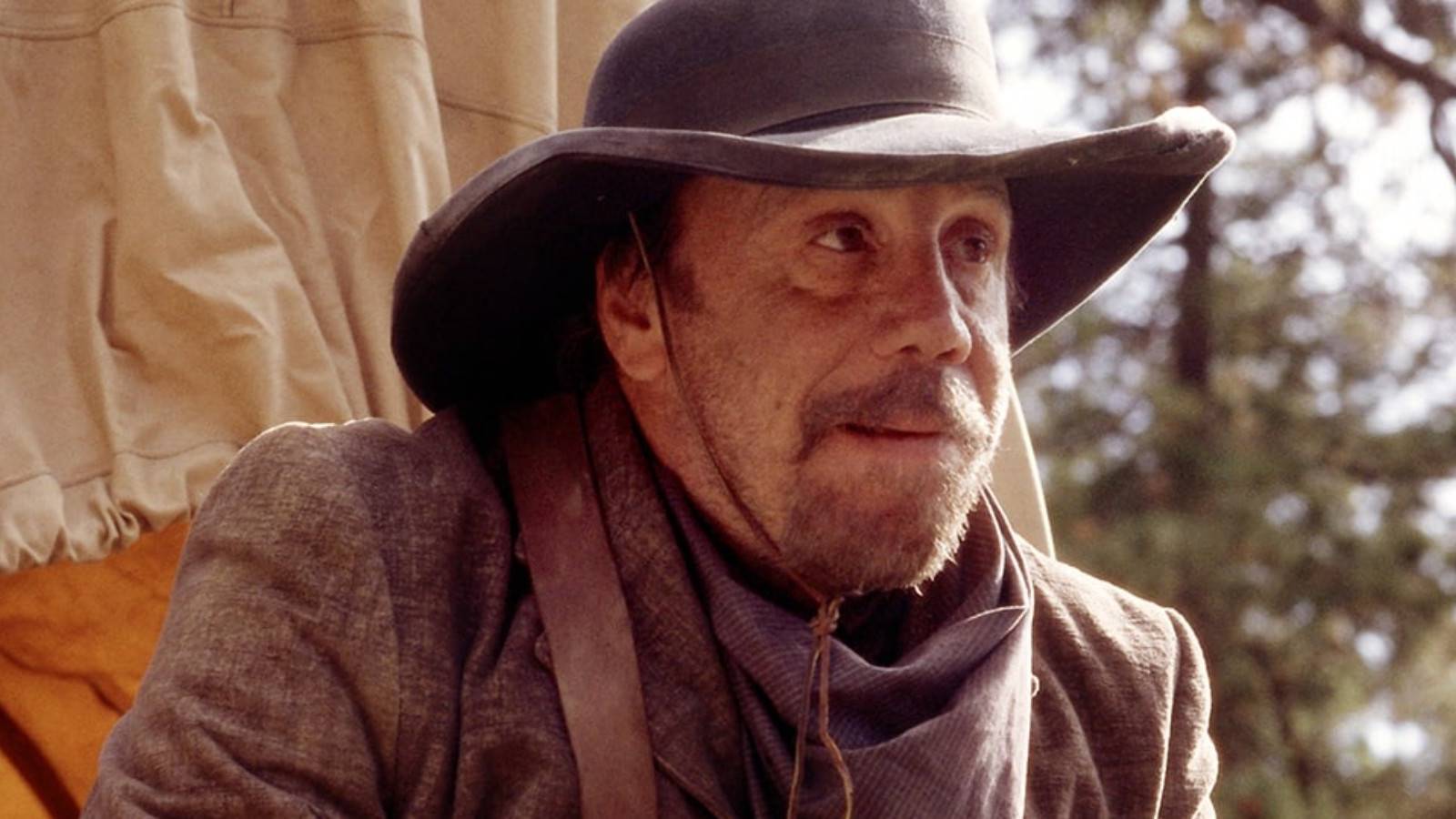 Deadwood: 10 Things That Make No Sense About Charlie Utter