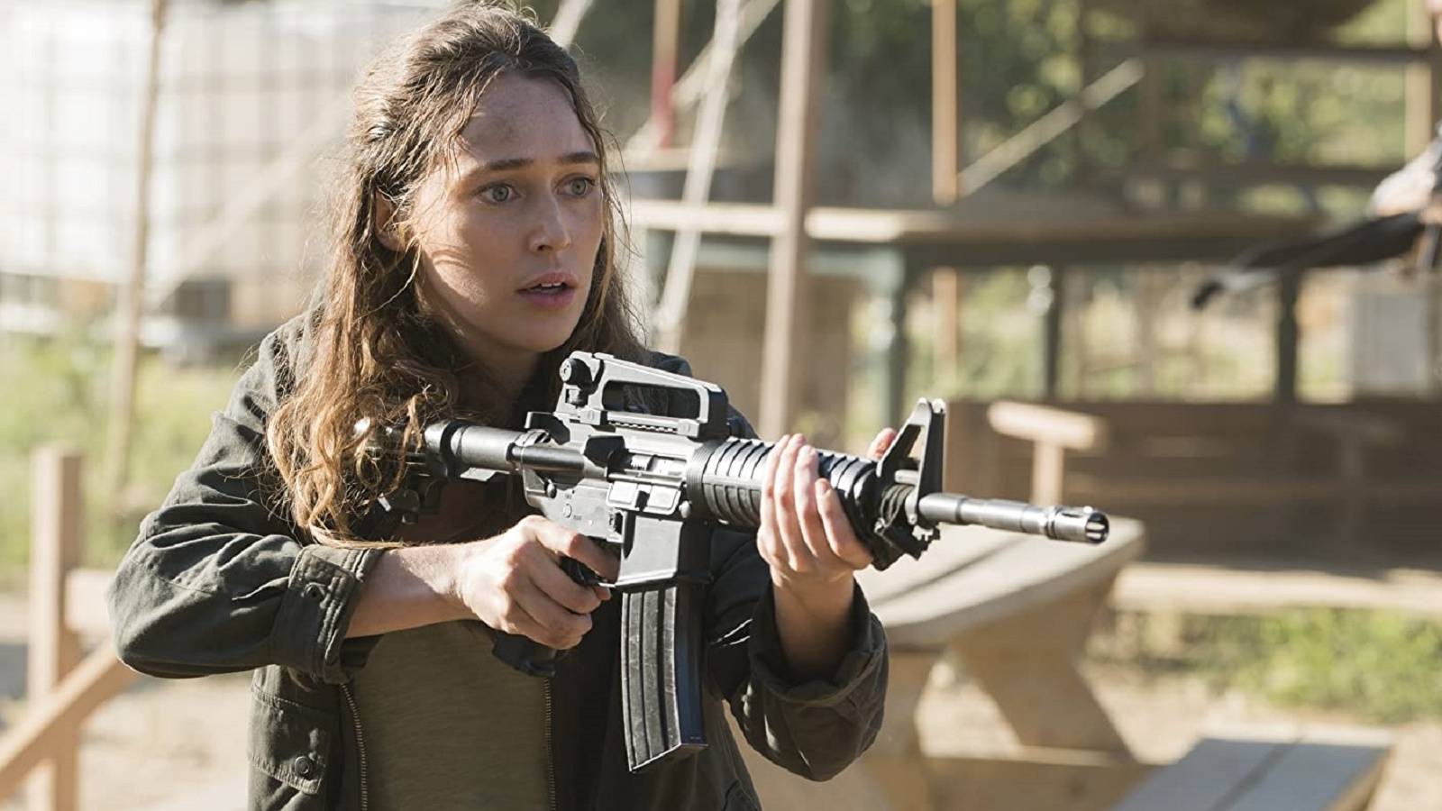 Fear The Walking Dead: 10 Things You Didn't Know About Alicia