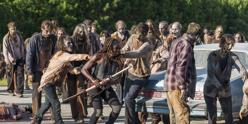 The Walking Dead: 10 Behind The Scenes Facts About The Zombie Makeup ...