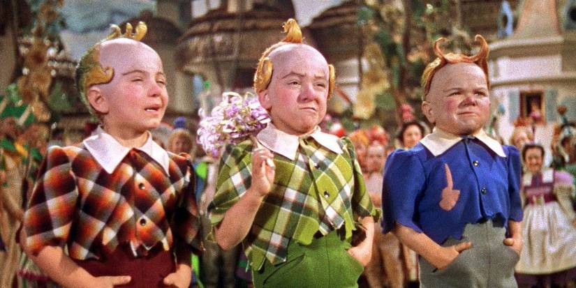 Why The Munchkins Aren't As Short In Wicked As They Are In Wizard Of Oz