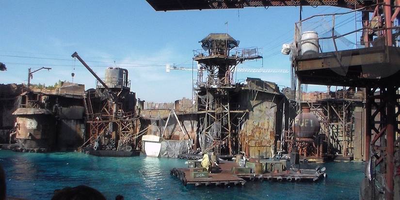 10 Behind-The-Scenes Facts About The Making Of Waterworld