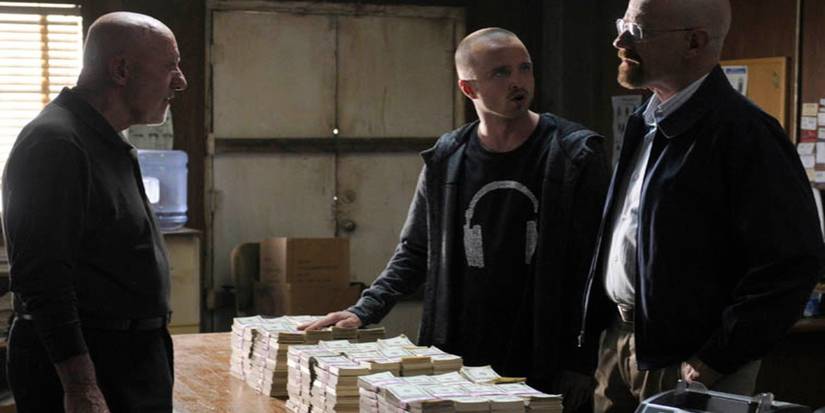 Breaking Bad: 5 Times We Felt Bad for Mike (& 5 Times We Hated Him)