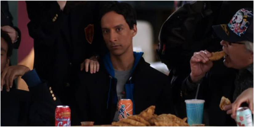 Community: 10 Ways Abed Got Worse & Worse