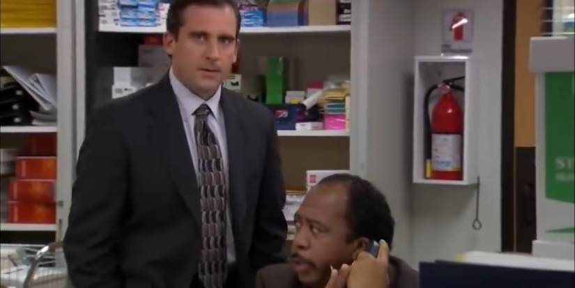 The Office: 10 Times Michael Scott's Childhood Had An Impact On What He Did